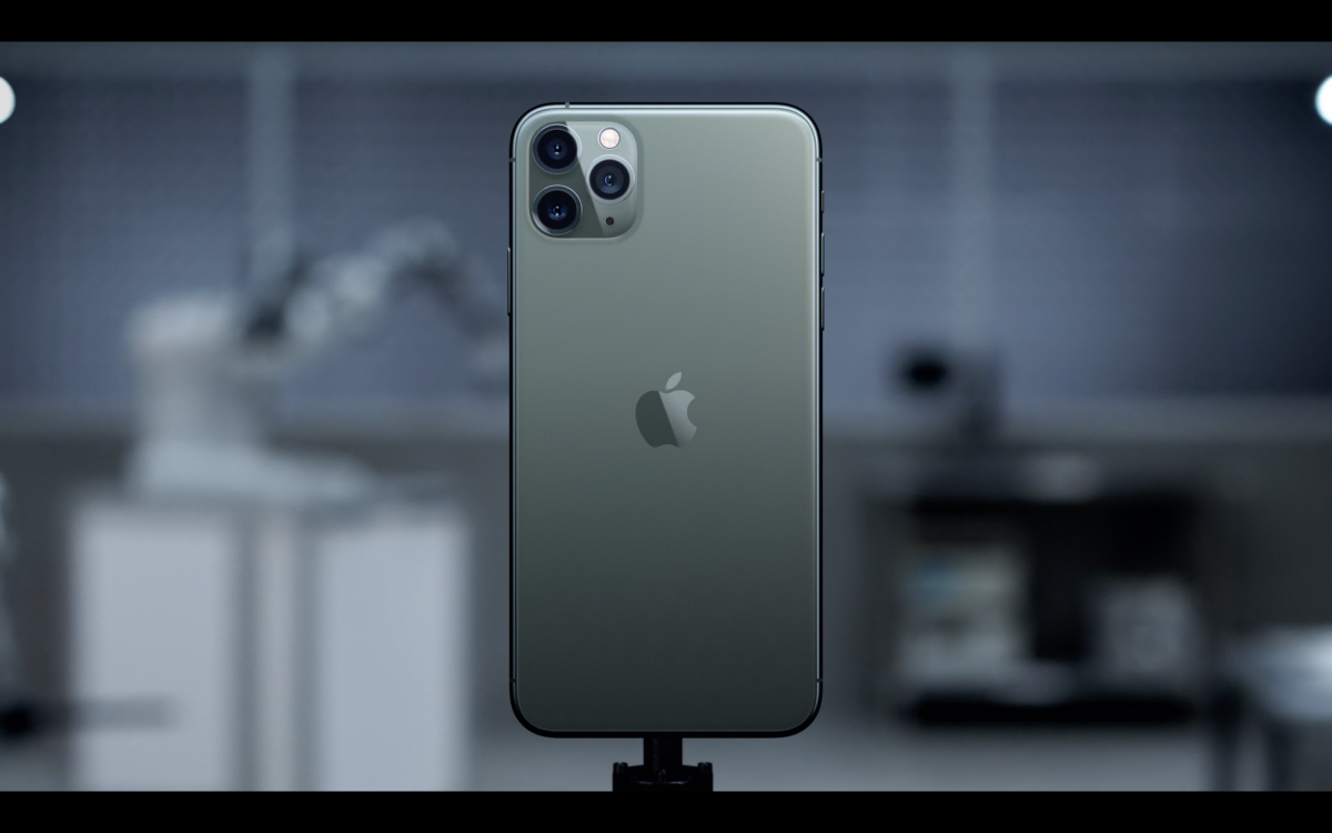 iPhone 11 Pro at Apple Event: Same Notch, Better Cameras