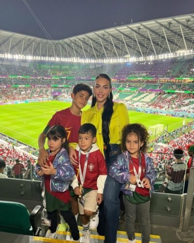 Georgina Rodríguez traveled to Qatar with her children to support ...